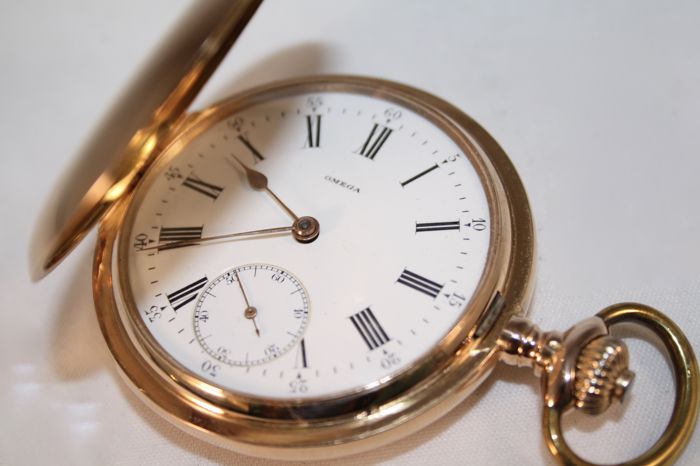 13 Best Pocket Watches For the Classy Gentleman | Prowatches